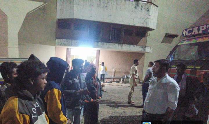 वेठबिगार कायद्याचे उल्लंघन करणाऱ्याविरुद्ध जिल्हाधिकाऱ्यांनी अशोक ...